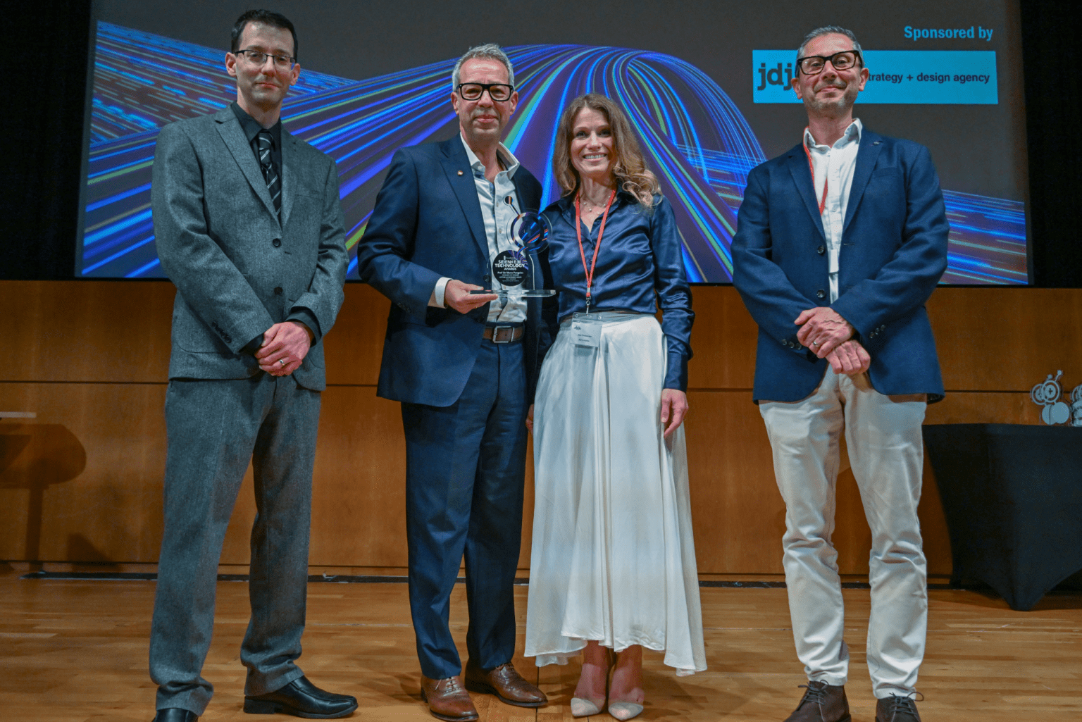 Annual Report Examples 2025 | JDJ Creative